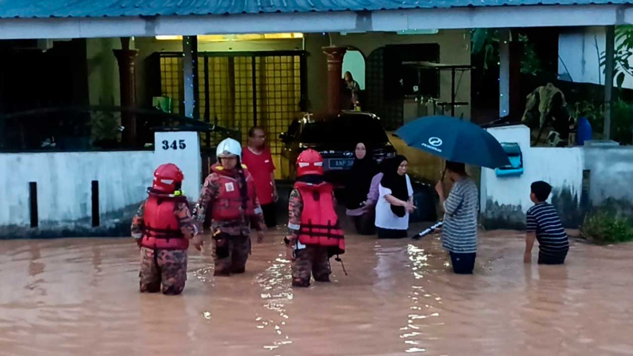 Mangsa banjir di Ipoh berkurang pagi ini | Awani